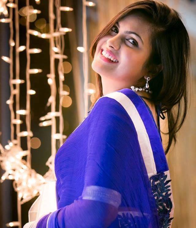 হাসিন রওশন জাহান - আগাছা