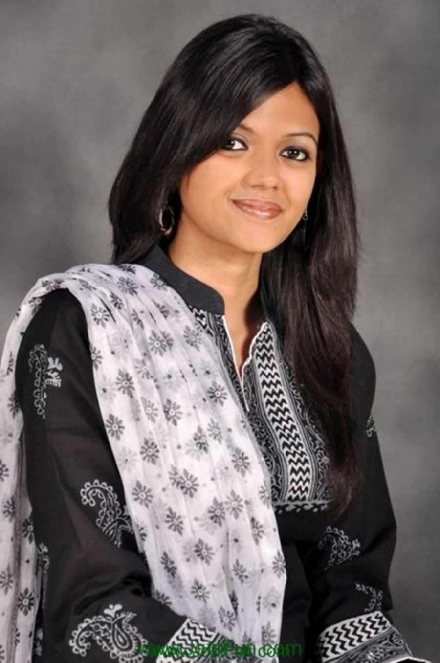 মাসুমা রহমান নাবিলা - আগাছা