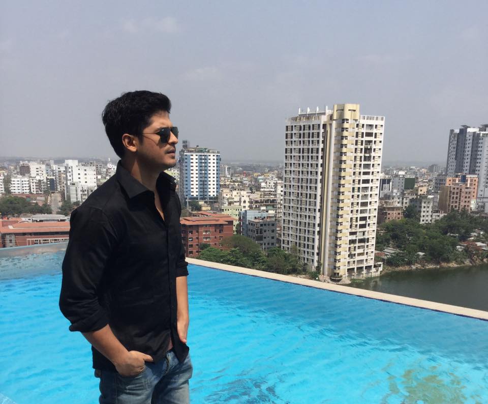 নিলয় আলমগীর - আগাছা