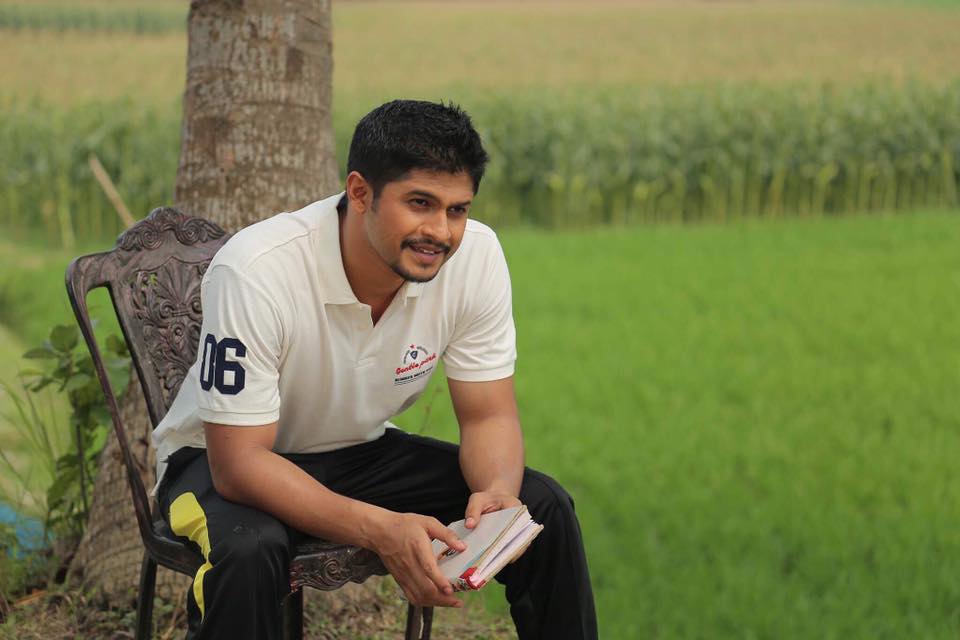 নিলয় আলমগীর - আগাছা