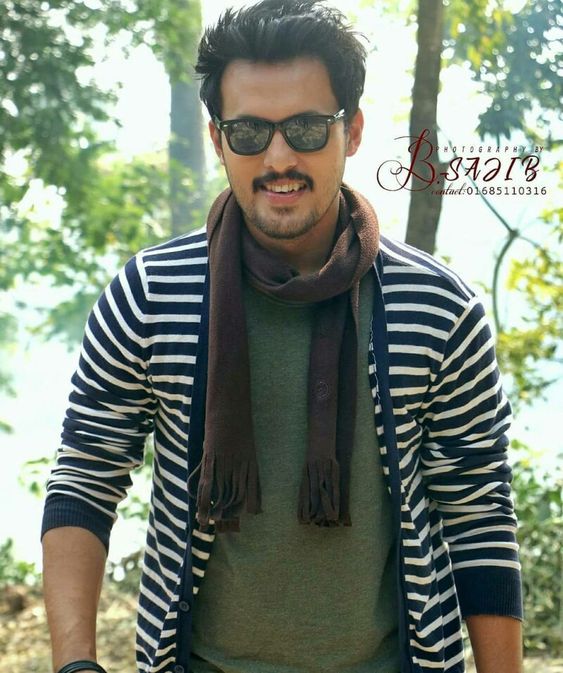 ইরফান সাজ্জাদ - আগাছা