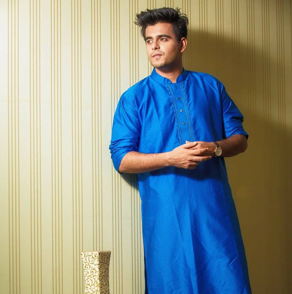 সিয়াম আহমেদ - আগাছা