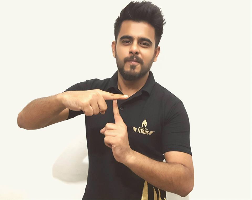 সিয়াম আহমেদ - আগাছা