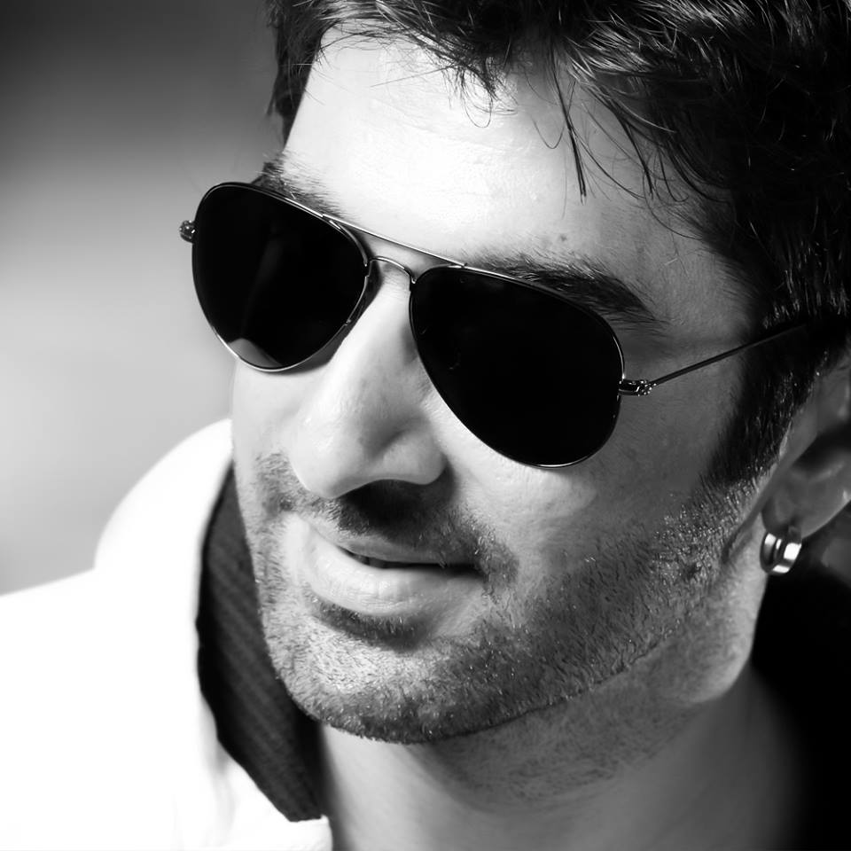 জিতেন্দ্র মদনানি (জিৎ) - আগাছা