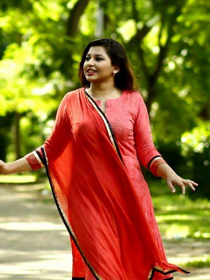 নওরিন জাহান খান জেনি - আগাছা