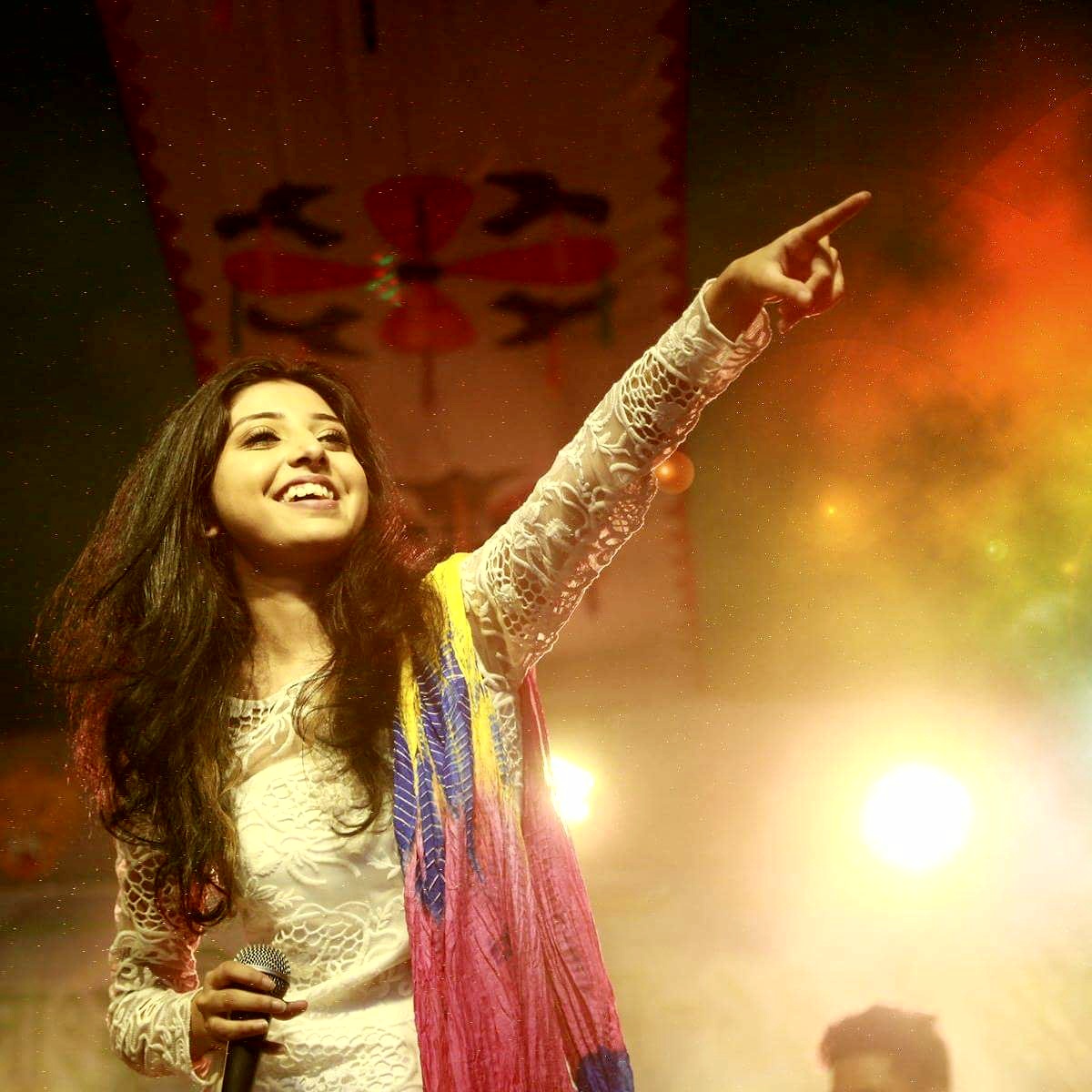 Porshi - Bangladeshi Singer Photos