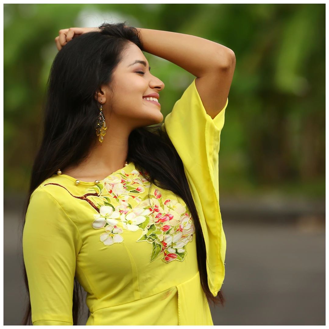 Tasnia Farin Best Photos